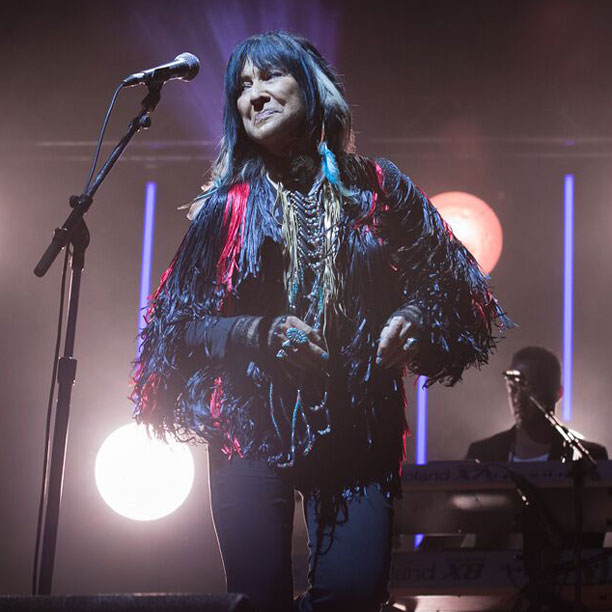 Buffy Sainte Marie Teams Up With Toronto Symphony Orchestra For Special